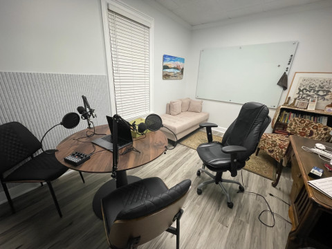 E Cobb Paper Mill Village Podcast Production Room, Marietta, GA ...