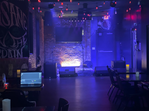 90’s Nostalgia Bar with incredible decor and lighting on Demonbreun St ...