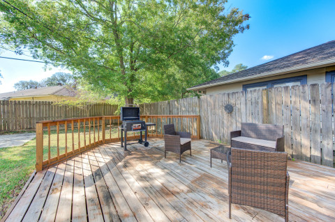 Westend house with decked patio and fenced backyard, Beaumont, TX ...