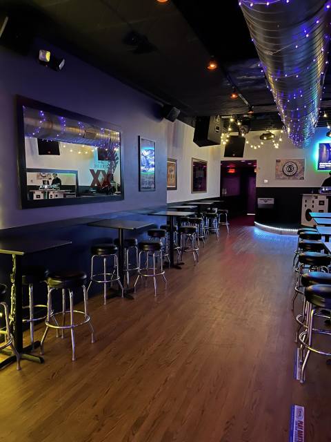 One of the most well known bars on the Southside of Chicago, 10 minute ...