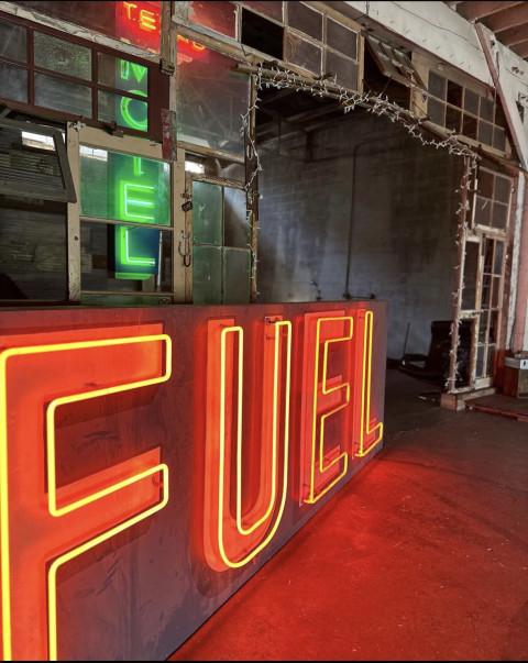 Ultimate Man Cave Loft Style Warehouse Neon Signs Natural Light, South ...