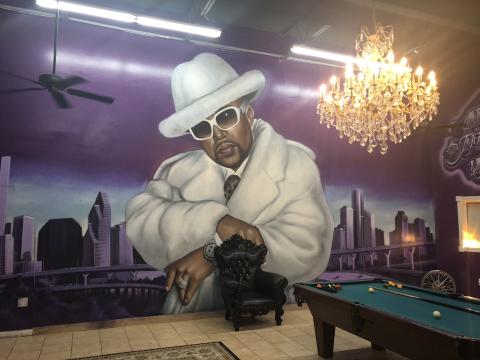 Houston Legends mural graffiti room, Houston, TX | Production | Peerspace
