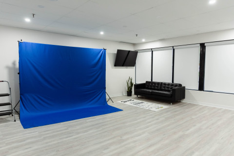 Open Concept Photo Studio, Markham | Production | Peerspace