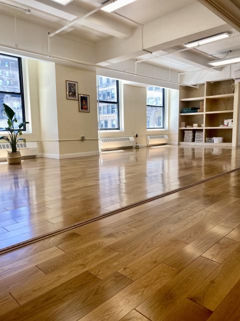 Bright & Airy Production Studio, New York, NY | Production | Peerspace