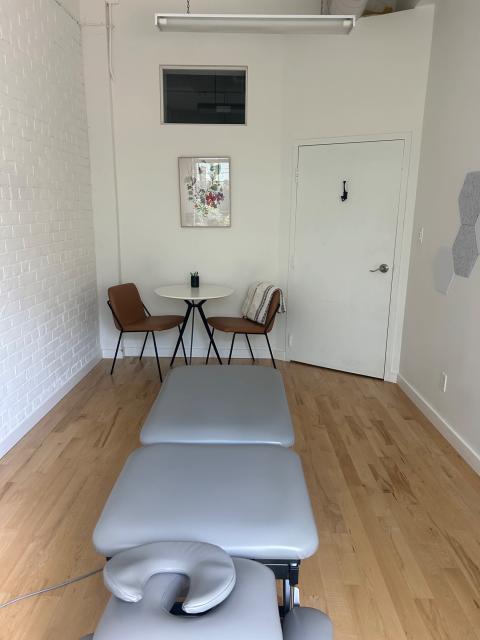 Peridot Wellness | Downtown treatment room in a boutique wellness ...
