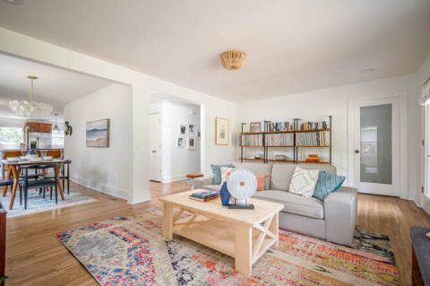 Suburban Home In the City, Family Home with lot's of light and ...