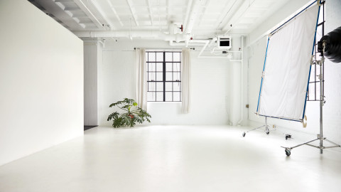 Downtown studio with great natural light | White Box Studio, St. Louis ...