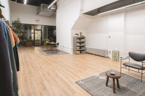 Spacious, customizable storefront in the heart of the Garment District ...