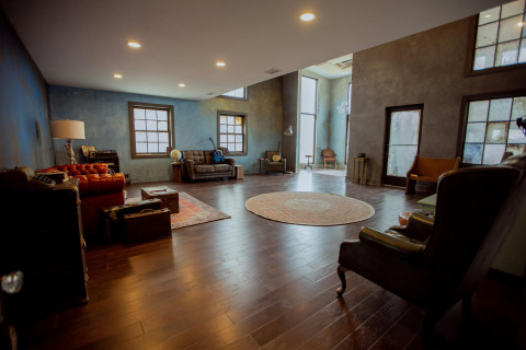 Seventh Story | The Outlaw House, Nashville, TN | Production | Peerspace