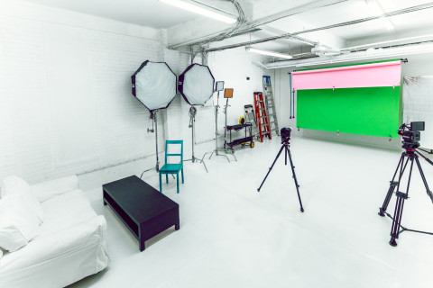 Colorspace Labs | Fully Equipped Photo/Video Studio | White Room ...