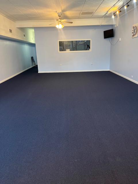 Small Open Space Accommodates 35 Long term booking available, Chicago ...
