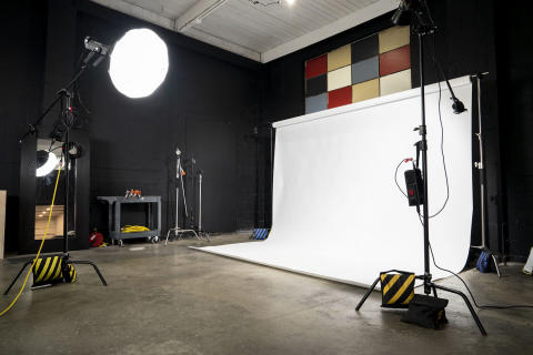 Newly Renovated Ballard Studio, seattle, WA | Production | Peerspace