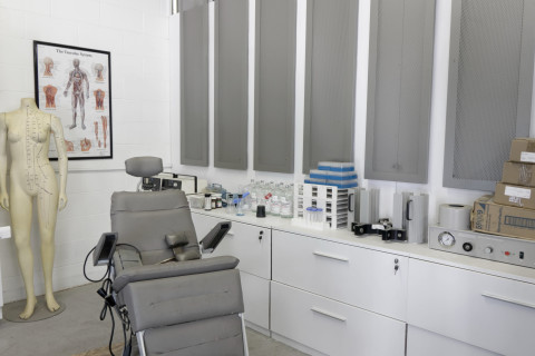 C4 Creative Studios | Medical Lab / Doctors office with lots of props ...