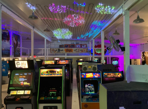 Two Bit Game Room | 80s style classic video arcade and retro game ...