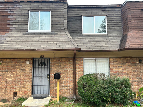 Very artsy, eclectic townhouse, conveniently located, with luxury ...