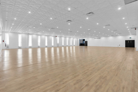 Bright, Spacious Banquet Hall, Toronto | Event | Peerspace