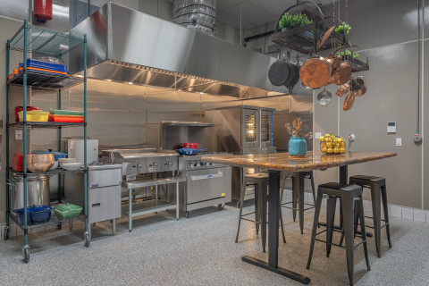 La Kitchen Studio. Accredited Kitchen Stage For Pro Film And ...