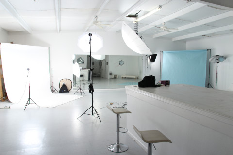 Stunner Studios | Fully Equipped Photo & Video Studio - Loaded with Amenities, Humble, TX ...