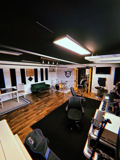 Urban Industrial Recording Studio & Creative Space, Hicksville, NY ...