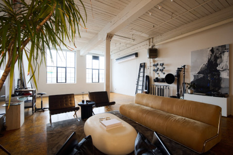 Prince Davis Photography | Minimal Contemporary Loft Geared for Content ...