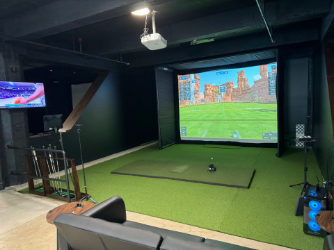 Swing Factory Golf Indoor Golf Studio, Los Angeles, CA | Production ...