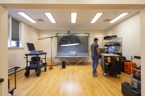 Lumecri Studio | Downtown Studio with Hardwood Floors + High Ceilings ...