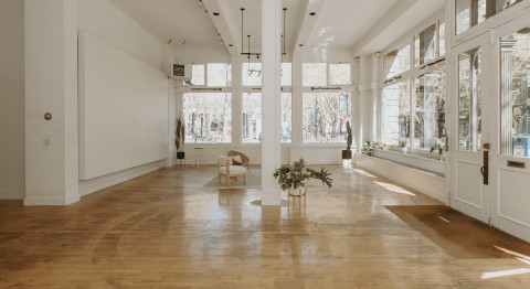 210 SEATTLE | Historic, Sun Filled Venue in Seattle, Seattle, WA | Off ...