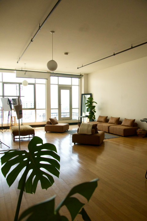 Downtown Content Creation Studio, Los Angeles, CA | Production | Peerspace