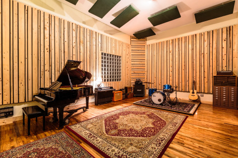 Rift Studios | Brooklyn Rustic Loft Recording Studio, Brooklyn, NY ...