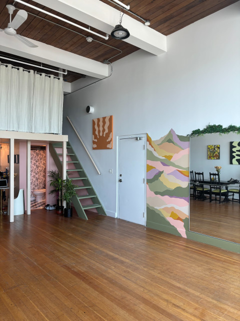 Bright Creative & Wellness Loft with Large Windows & Full-Length ...