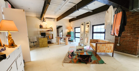Lil' Chop | Williamsburg - 3000sq ft 16 ft Ceilings -4 Skylights Sun ...