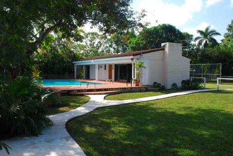 4 Acre Ranch with Stable, Corral and Pool Home in the heart of Miami ...