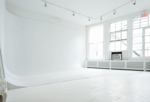 LeVue Studios | Union Square Natural Light All White Photo/Video Loft ...