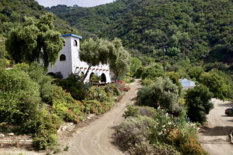30-Acre Private Ranch in Malibu. Versatile natural location with walk ...