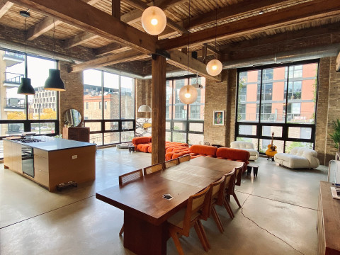 Massive Luxury Designer Loft - West Loop Prime Location, Chicago, IL ...