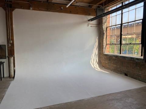 MikSpaces Chicago | Sunny Cyclorama + Backdrops - EQ included, Chicago ...