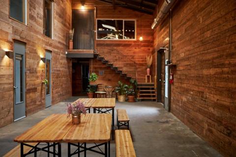 Beautiful Warehouse for Meetings, Gatherings, Coworking, Etc., Austin ...
