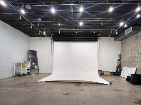 Spacious Studio in PHX, Phoenix, AZ | Production | Peerspace