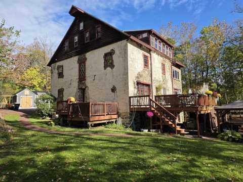 Martin's Mill House | 300 Year Old Creekside Mill House, QUAKERTOWN, PA ...