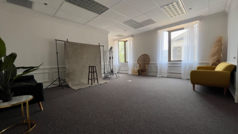 All White Studio Designed for Portraits and Headshots, Murfreesboro, TN ...