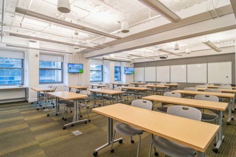 Hybrid Team Space - Modular, Bright, Collaborative in the Heart of the ...