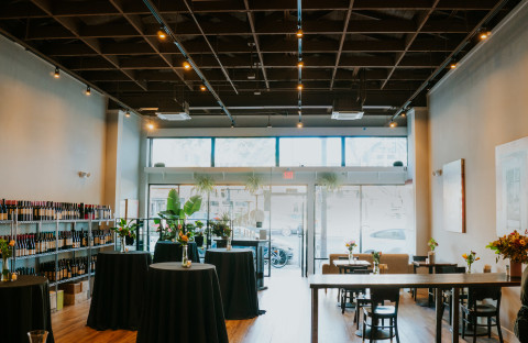Chic Urban Wine Lounge in the Heart of Berkeley, Berkeley, CA | Off ...