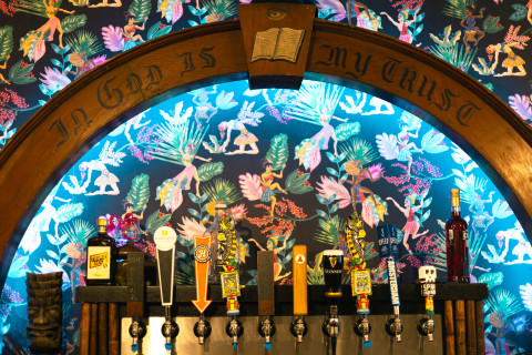 Super Bargain | Funky Downtown Toronto Dive Bar – Great for Photoshoots ...