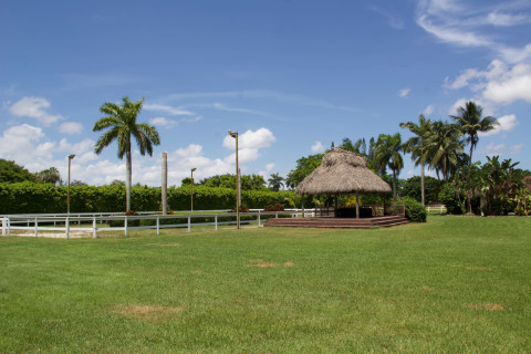 Charming 5-Acre Horse Ranch in Miami with Spacious Grounds and a Large ...
