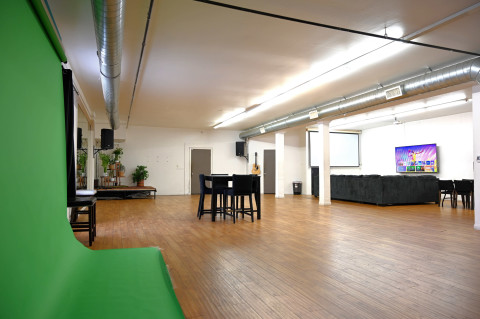 Left Method Studio | Bright and Inspiring Studio with Ample Space to ...