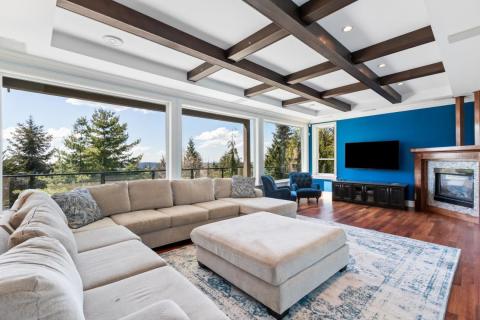 Luxury Home with Stunning VIew - 8000 Square feet home, Coquitlam | Off ...