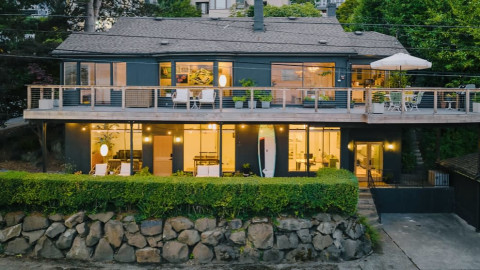 Lakeside House for Parties, Seattle, WA | Event | Peerspace