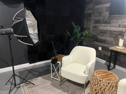 Modern Video Recording Studio with Waterfront 2-Bedroom Retreat Space ...