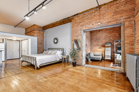 Spacious Industrial Studio Loft, Detroit, MI | Production | Peerspace