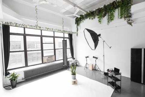 KanopyNYC Photo Studio | Daylight Loft Studio with 20 Foot Ceilings ...